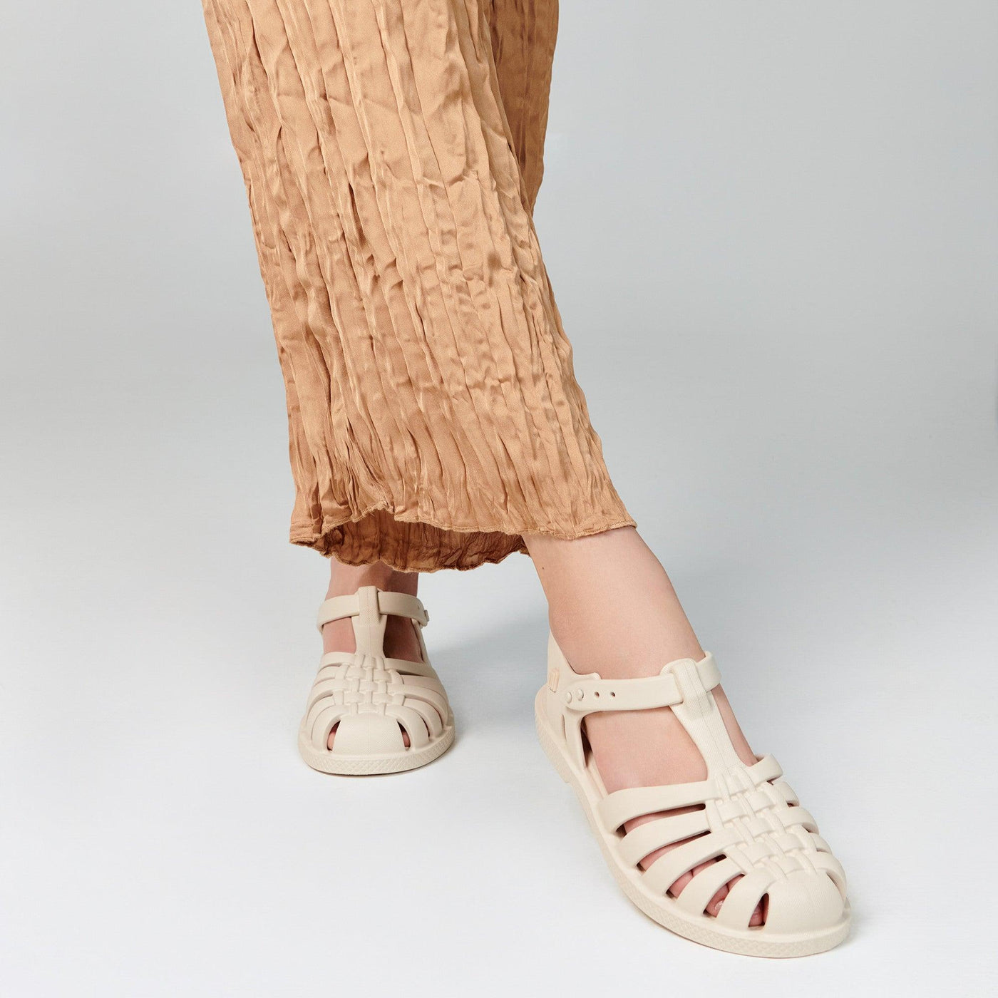 POSSESSION – Melissa TH